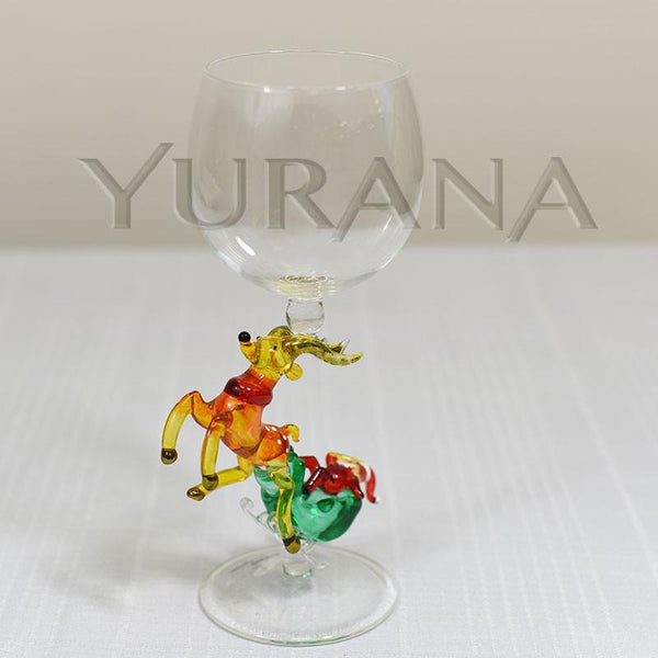 Santa's On His Way Wine Glass – Yurana Design